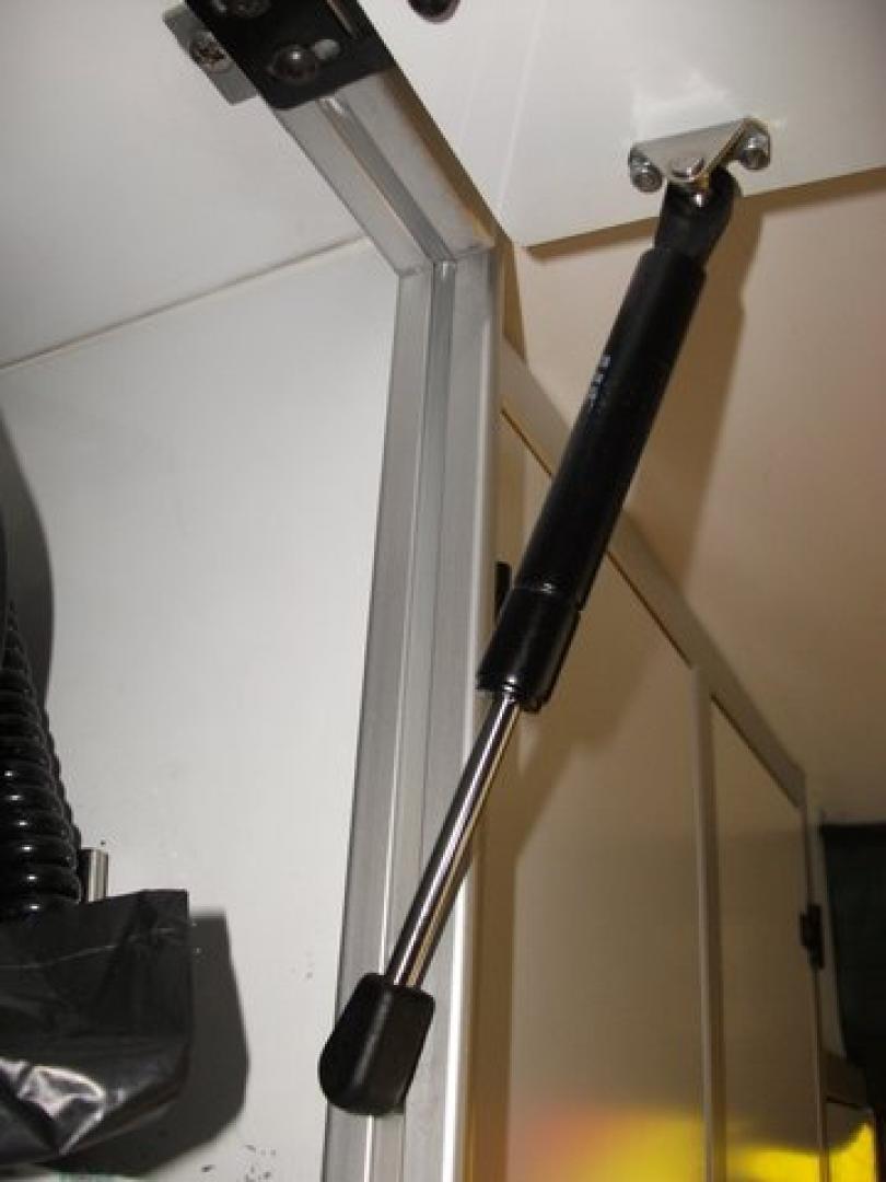 Overhead Locker Gas Strut